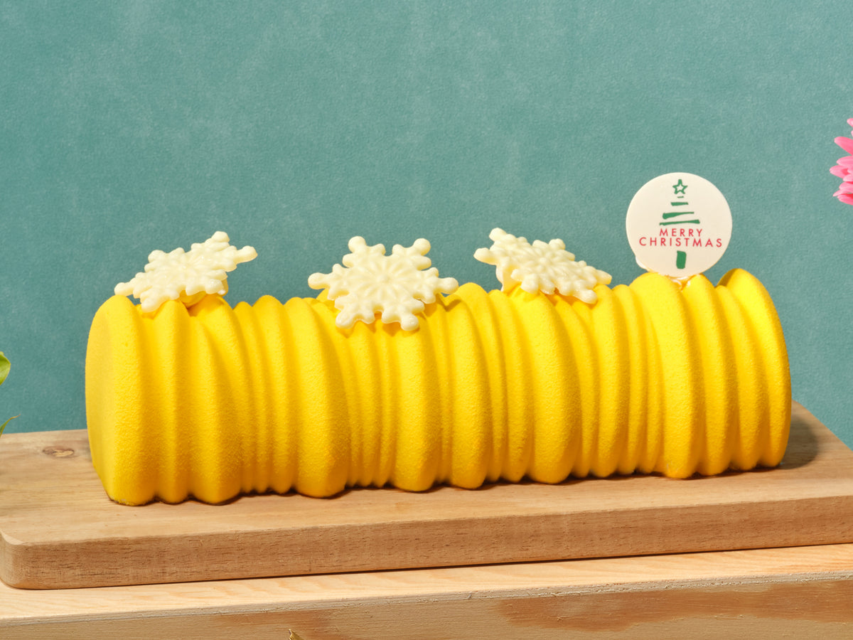 Golden Tropic Noel Log Cake | Christmas Takeaways 2025 – Holiday Inn ...